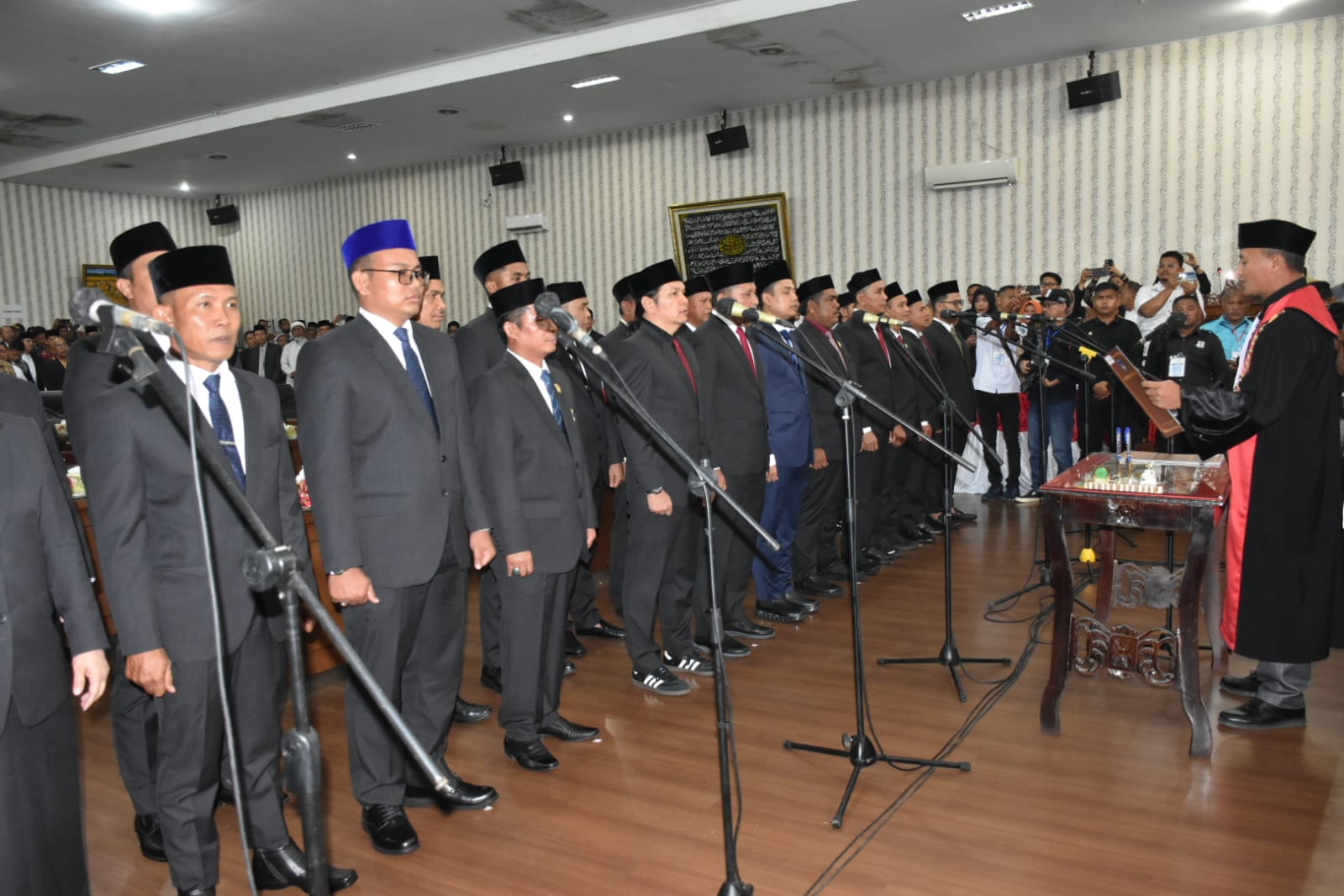 25 Anggota DPRK Langsa Dilantik, Berikut Nama - Namanya - LINTASKINI 25 Anggota DPRK Langsa Dilantik, Berikut Nama - Namanya - LINTASKINI